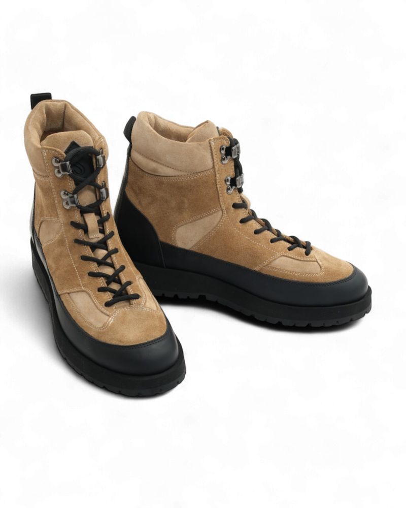 Sand Suede Berg Boots – Vangelis